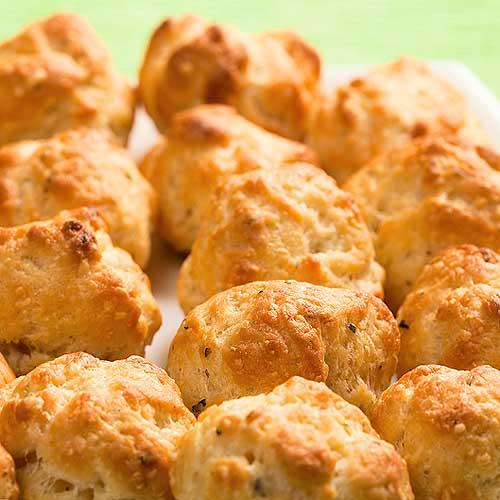 Gruyere, Lemon and Parsley Gougères Recipe | Sur La Table