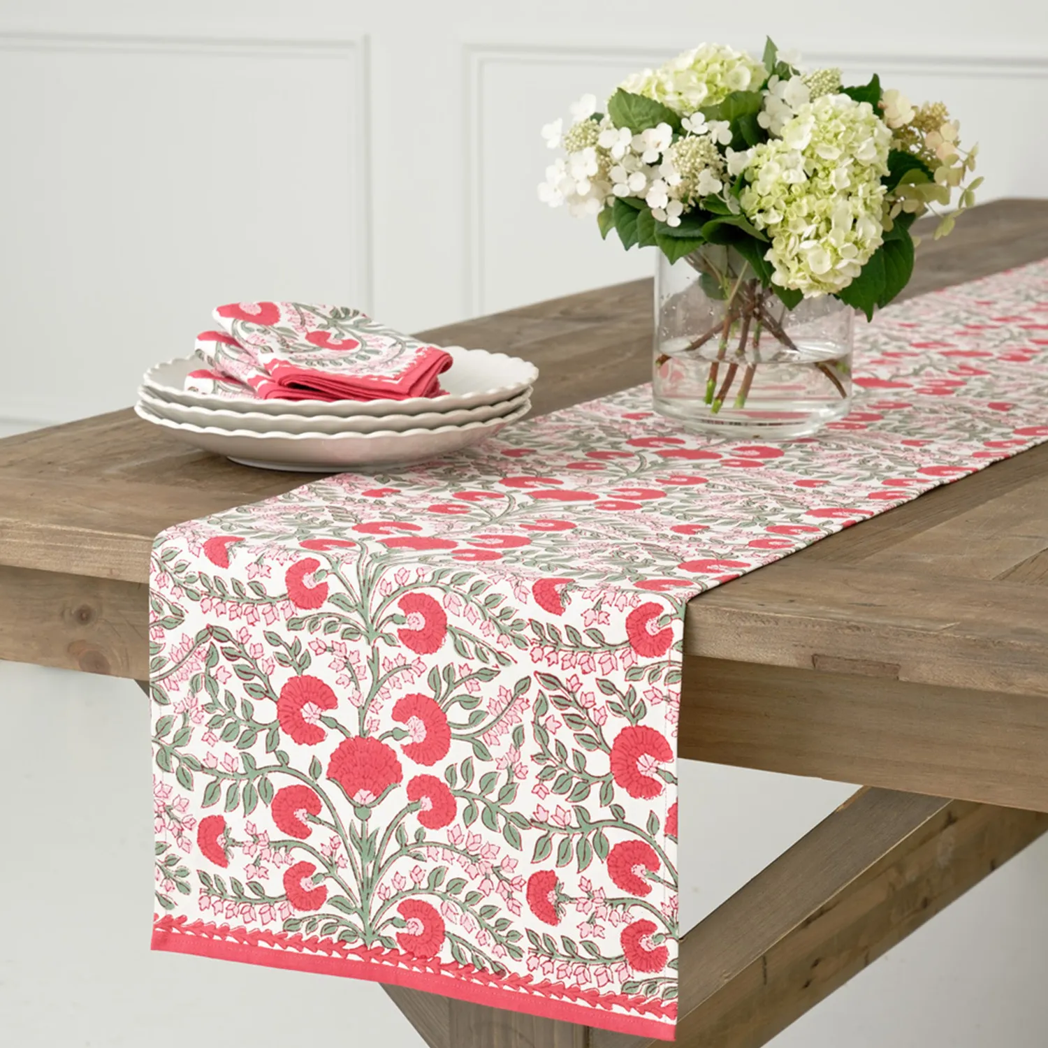 Pomegranate Cactus Flower Runner | Sur La Table