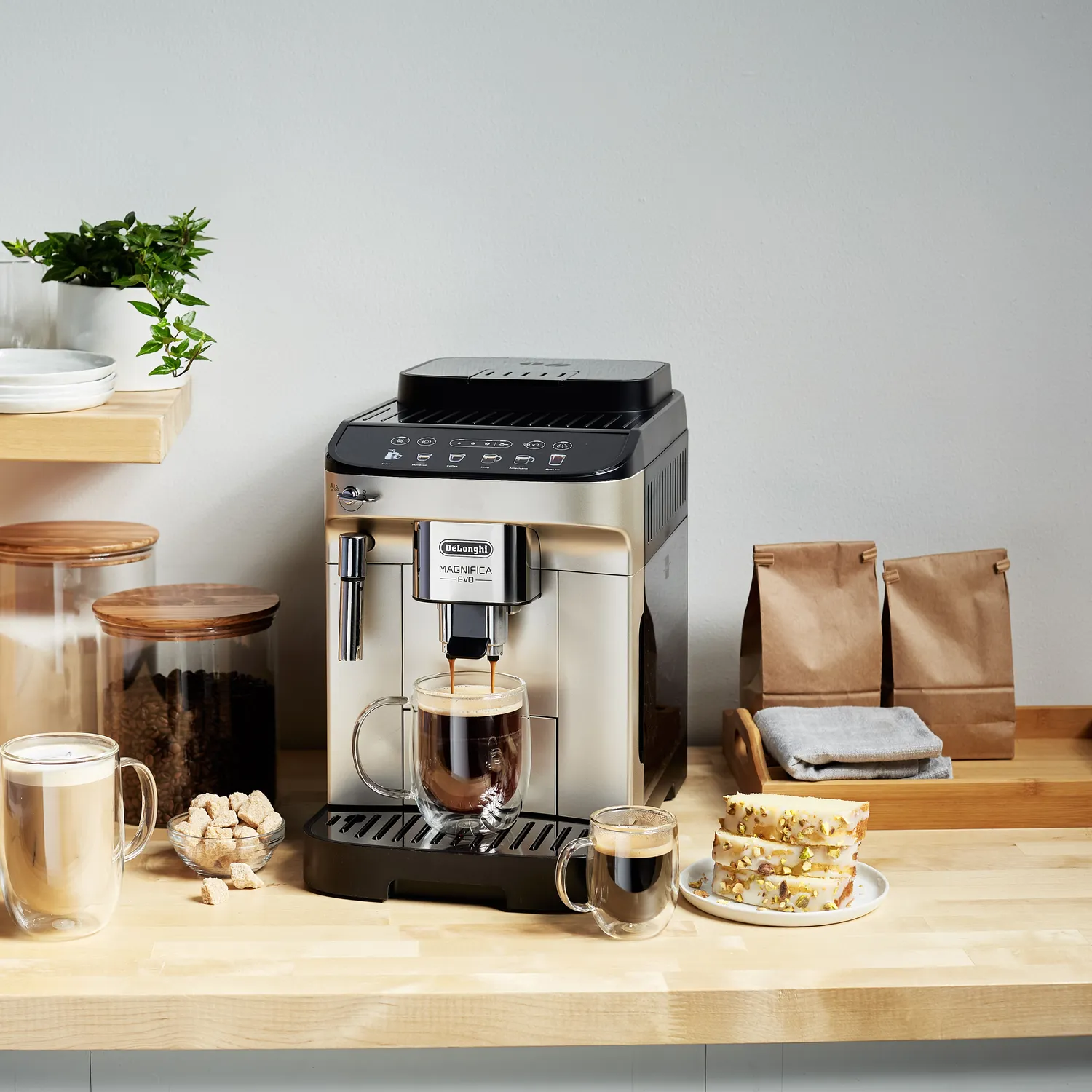 De'Longhi Magnifica Evo Fully Automatic Espresso Machine De'Longhi Magnifica Evo Fully Automatic Espresso Machine